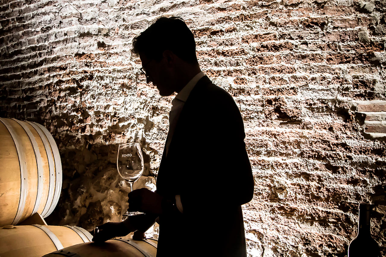 Contacto - Bodega Rento